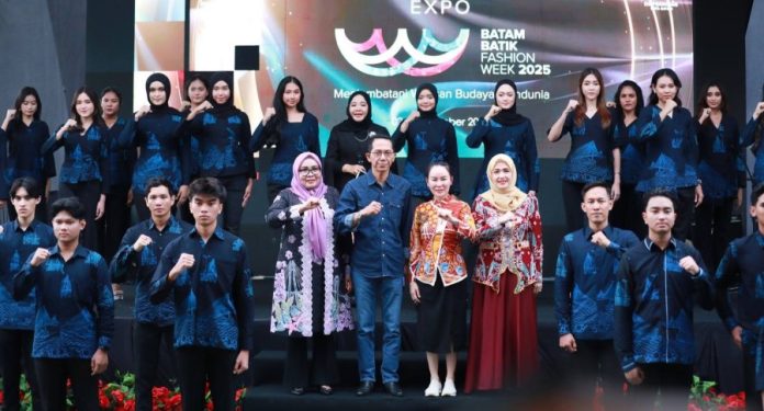 Makna Motif Batik Jembatan Barelang yang Tampilkan di Batam