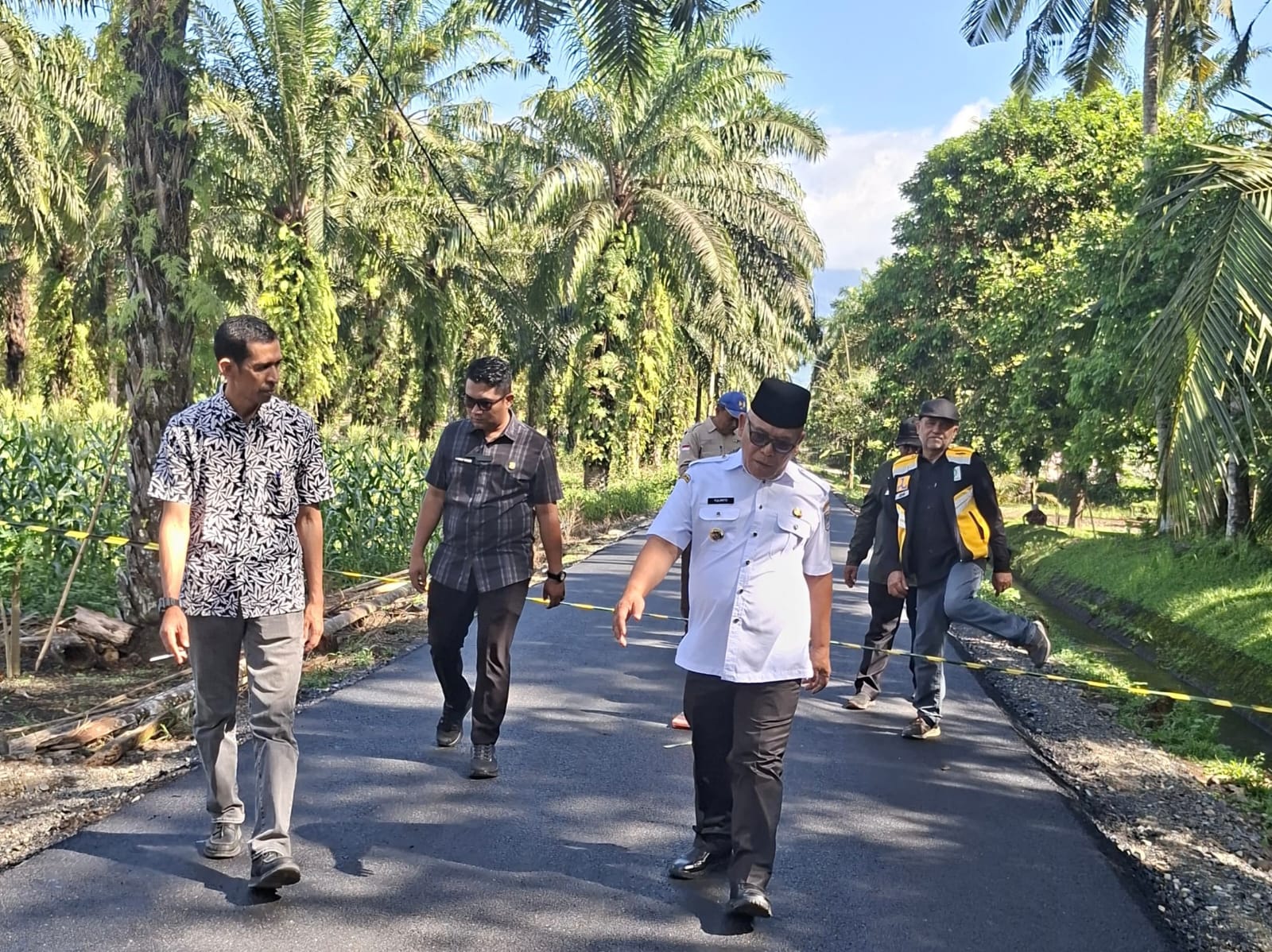 Bupati Yulianto Tinjau Langsung progres pelaksanaan penanganan long ...